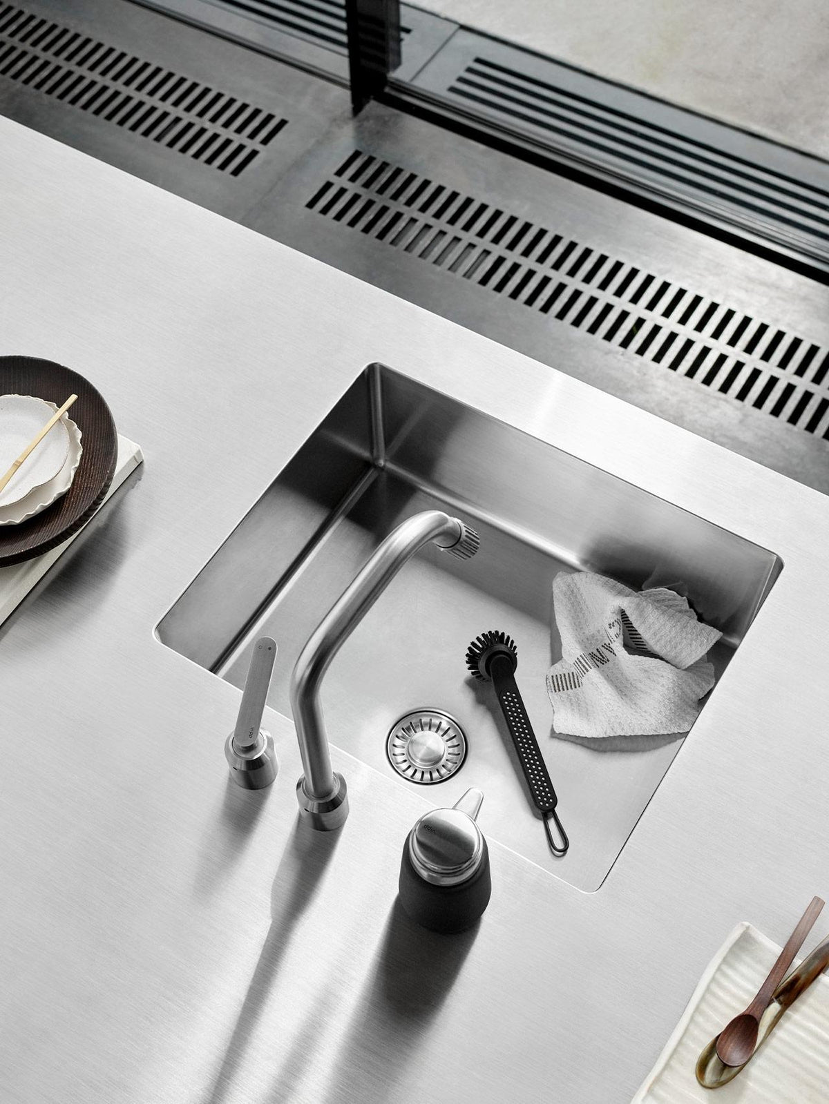 VIPP V1 – Moleta Munro Limited