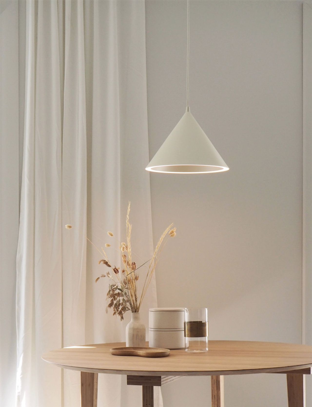 Annular pendant, Mint powder – Moleta Munro Limited